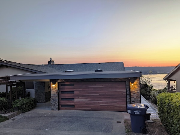 Amazing Panoramic Water Views, Enjoy Sunsets & Relax In Tacoma Area - Gig Harbor, WA