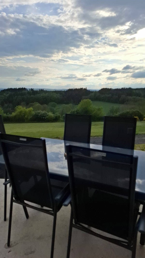 Chalet Moderne Avec Spa Et Vue Imprenable Sur La Campagne à Ruynes En Margeride - Viaduc de Garabit