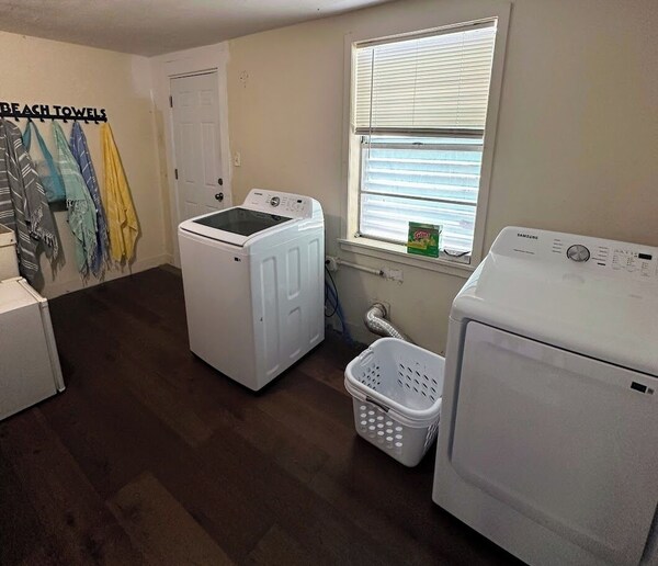 Inn At 12th Street - Walking Distance To Beach - 
