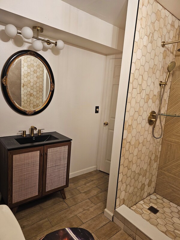 Relax In Style At This Airy 3br/2ba Retreat With Outdoor Oasis - Maryland