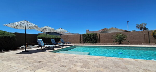Saguaro Sanctuary - Private Heated Pool Included! - Gilbert, AZ