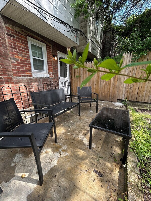 Contemporary 3-bedroom, 2-bathroom House, With Backyard & Patio - Jersey Shore, NJ