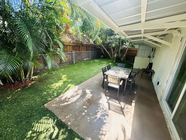 Cute & Spacious 2br/2bath Home In Fll W/ Patio - Plantation, FL