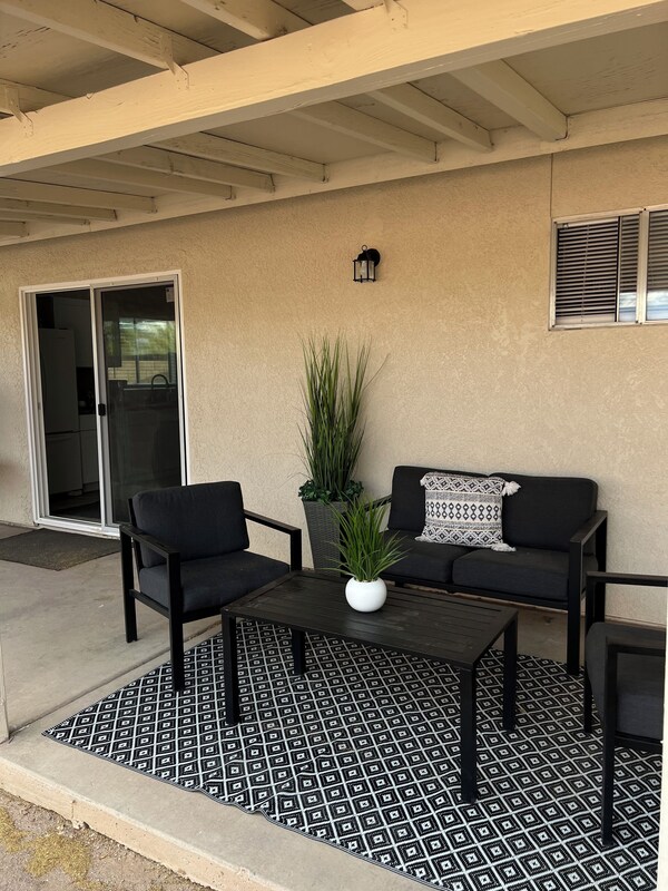 3-bedroom House In Charming Tucson - Casino Del Sol