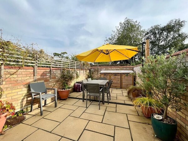 Victorian 3 Bedroom Home With Courtyard In Cambridge - Cambridge