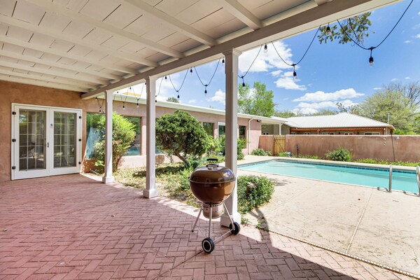3 Mi To Zoo & Garden: Spacious Albuquerque Home - Albuquerque, NM