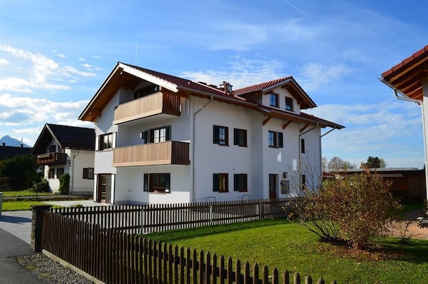 Vacation Apartment "Fernblick" - フュッセン