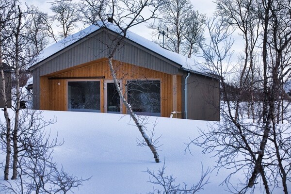 Scenic Arctic Retreat With Saana Fell Views & Riverfront In Kilpisjärvi - Lapland