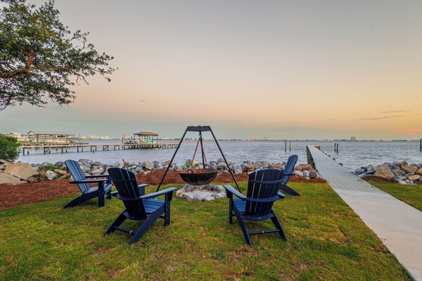 Blue Angels Avail! Soundview Home W/private Pool/dock - Pensacola