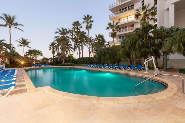 Perfect Room For Sun-seekers In Miami Beach Close To Art Deco Historic District - South Beach, FL