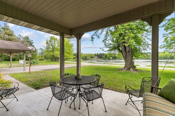 Relaxing Property On A Quiet Road! Leave The Hustle And Bustle Behind! - Blue Mountain Lake, Ogdensburg