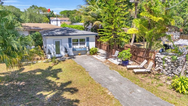 Hidden Gem Charming Cottage In Biscayne Park With Ac And Wifi - Miami Beach