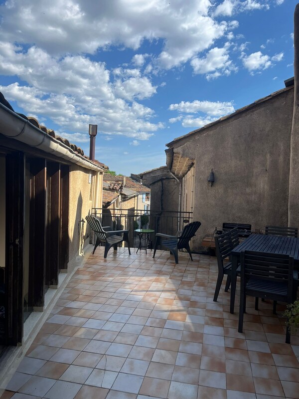 Charming Townhouse With Terrace - Lac du Salagou