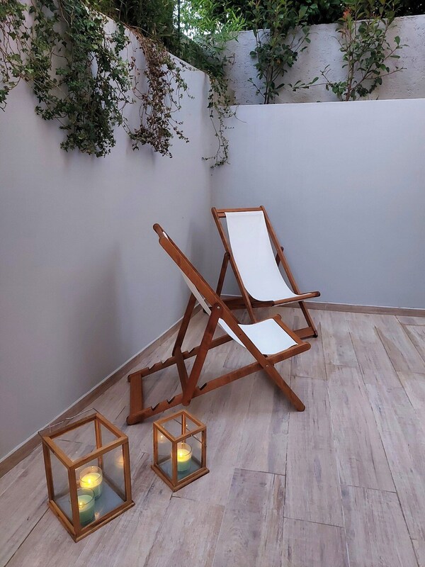 Modern Apartment With A Yard - Heraklion