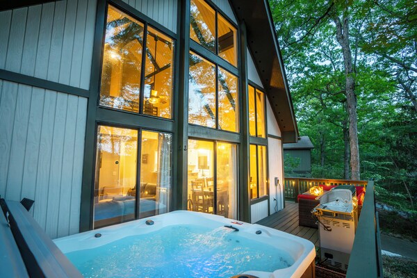Serene Massanutten Retreat, Nestled In The Trees - Massanutten, VA