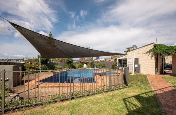 Penguin Mews - Unit 14 - 4 Bedroom - Pambula