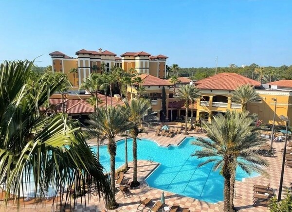 Orlando Resort Condo 7 Miles From Epic Universal  Minutes To All Theme Parks! - Orlando