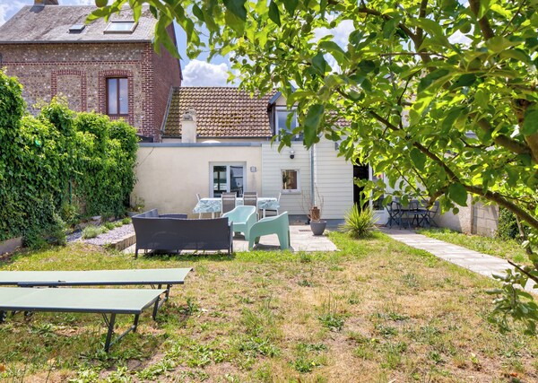 La Kase Dali, Jolie Maison De Ville Avec Jardin - Cléon