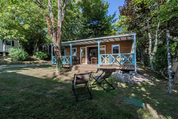 Chalet 'Cottage 6 Personnes' Avec Piscine Partagée, Wi-fi Et Climatisation - Dordogne