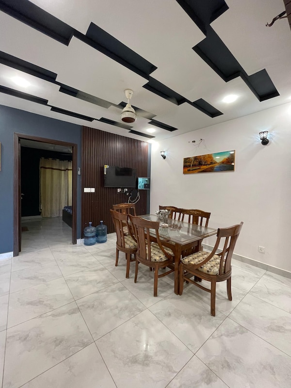 Comfortable Villa With Ac And Wifi In Pleasant Bahria Town Karachi - Karachi