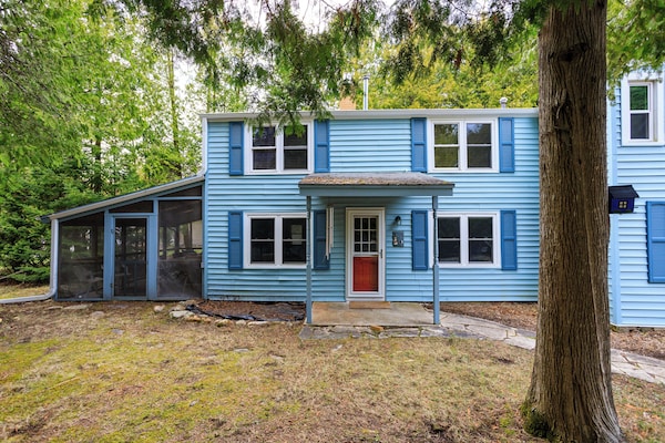 Cozy Clark Lake Home With Kayak, Canoe And Bikes- Near Cave Point - Whitefish Dunes State Park, Sturgeon Bay