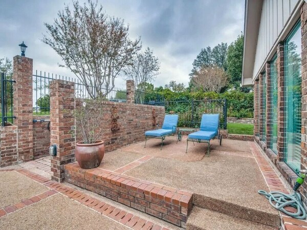 Spacious 5-bedroom Executive Home In Prestigious Community Of Shepherds Glen. - Rockwall, TX
