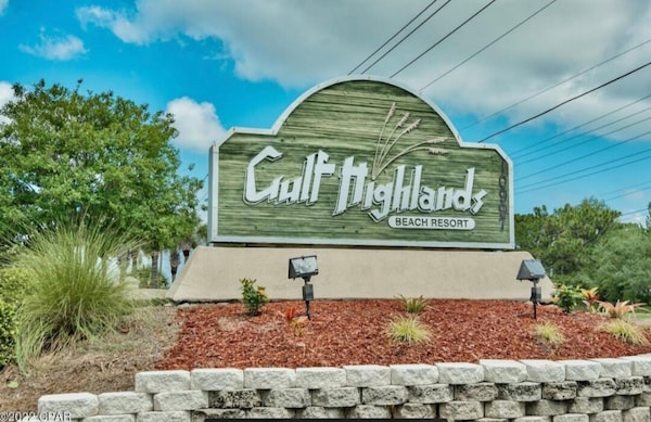 3 Min Walk To Beach! - 11 Pools - Gated Community - Gulf Highlands Resort! - Panama City Beach, FL