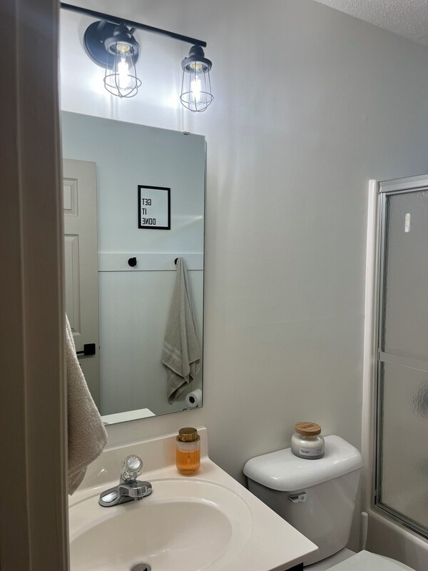 The Moultrie\n1 Queen Bedroom At The Lake House - Conway, SC