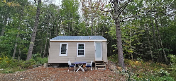 Charming Off- Grid Cabin 5 Min From The Ocean In Midcoast Maine - Camden, ME