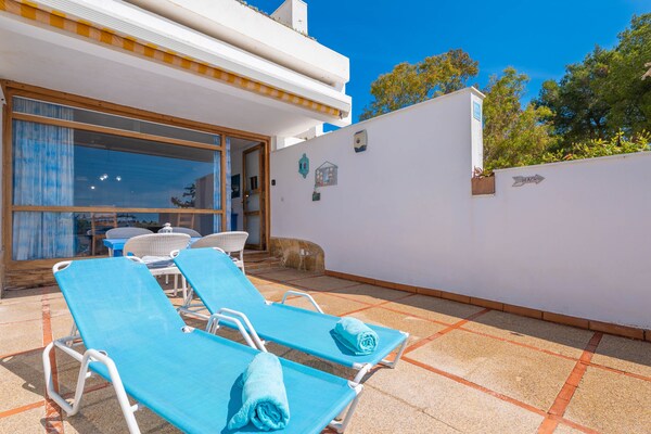 Casa Maris - Cosy Apartment With Free Wi-fi On The Beachfront - Can Picafort