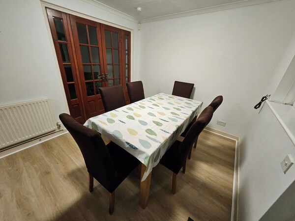 Stay,work, Relax Ideal For Crews And Long Stays - Slough