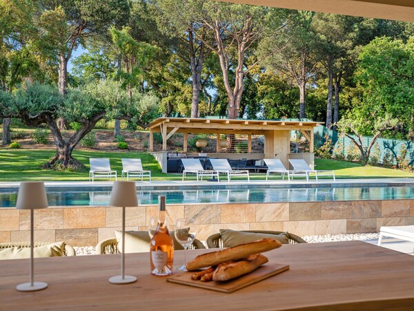 Luxuriöse Design-villa Mit Beheiztem Pool - La Garde-Freinet