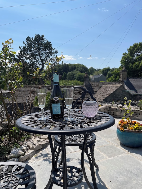 Newly Modernised Cottage In Tideswell In Peak District - Edale