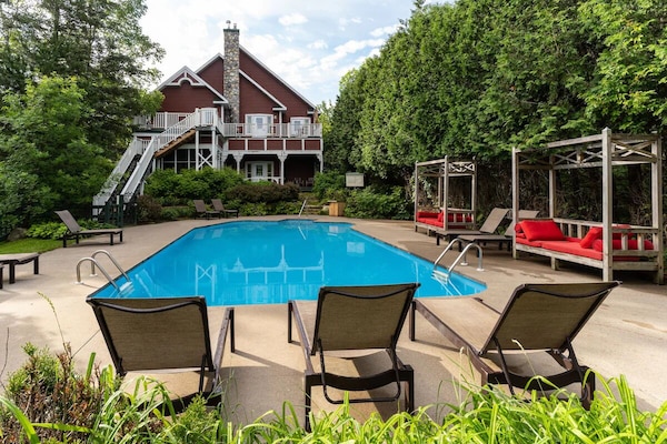 Scenic Nature Stay W/ Direct Access To Picturesque Cycling Routes, National Park - Shawinigan