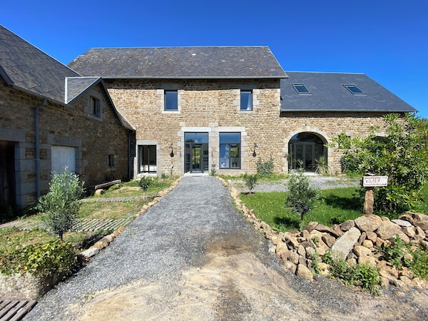 Maison De Famille,gîte De Luxe De 14 Couchages Dans La Baie Du Mont Saint Michel - Carolles