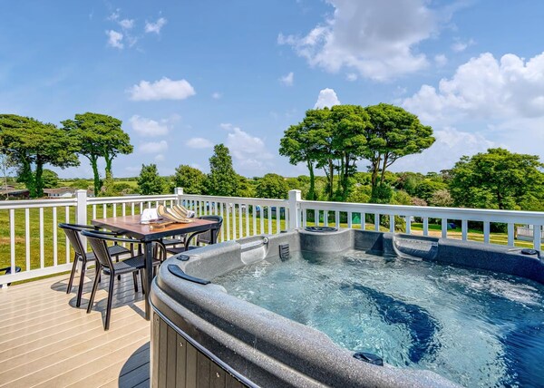 2 Bedroom Accommodation In Nr St Austell - Mevagissey