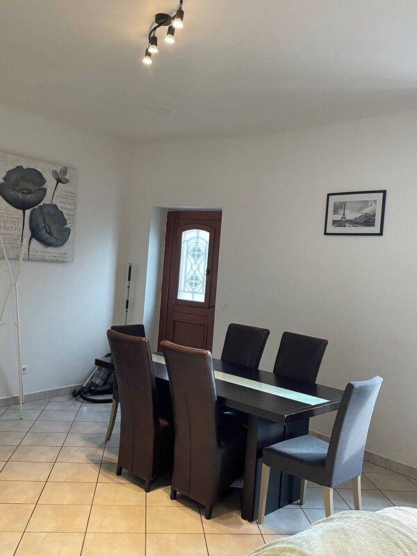 Large T2 On Courtyard - Souppes-sur-Loing
