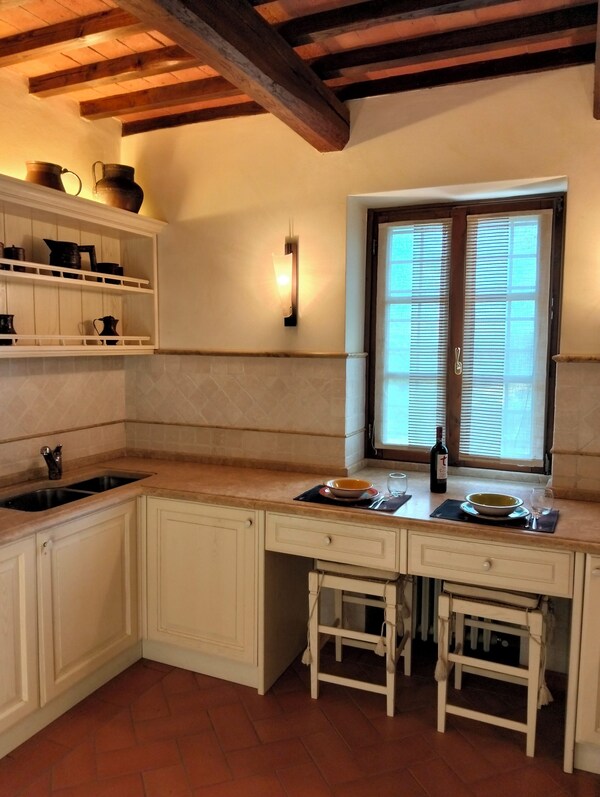 Fantastic Farmhouse On Famous Wine Estate With Spectacular Views - Prato