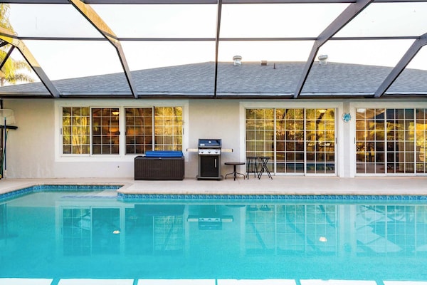 ️Family-ready️ 4br With Heated Pool & Bbq - Fort Myers, FL