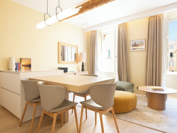 A Gorgeous 1-br In The Heart Of Saint-tropez - Tower Bell View - Saint-Tropez