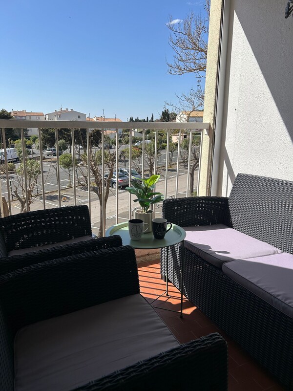 Jules' Escapade - Agde