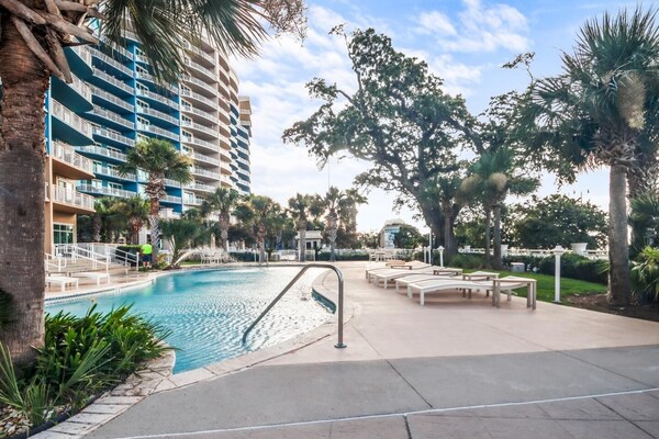 Legacy Tower One 1005 Overlooks The Beautiful Gulf From The 4th Floor! - Gulfport, MS