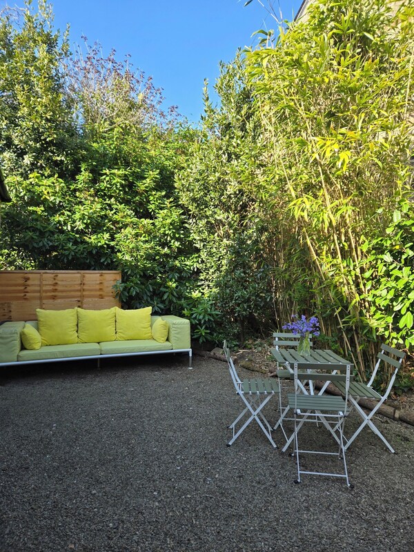 15th-century Doctors Surgery, Now Renovated As A Studio In The Heart Of Bodmin - Bodmin