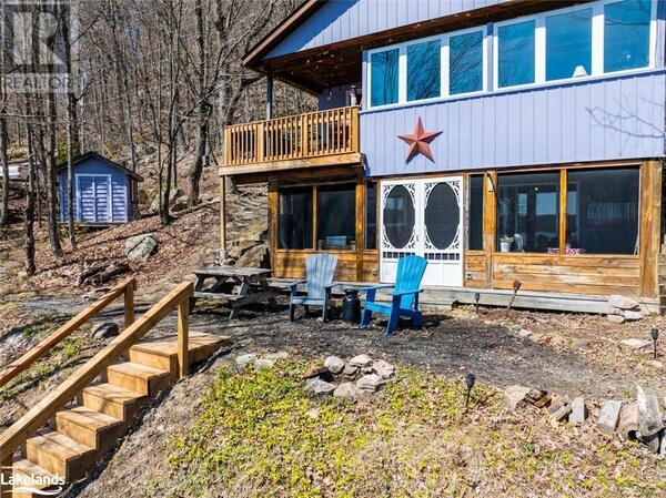 Cozy Lakefront Muskoka Cottage - Huntsville