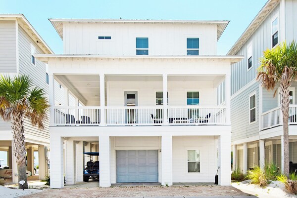 Sugar Beach | Soundside Access, Resort Perks, 4br Family-friendly - Navarre, FL