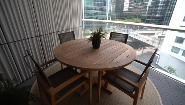 Canary Wharf Spacious Luxury Apartment - Stratford