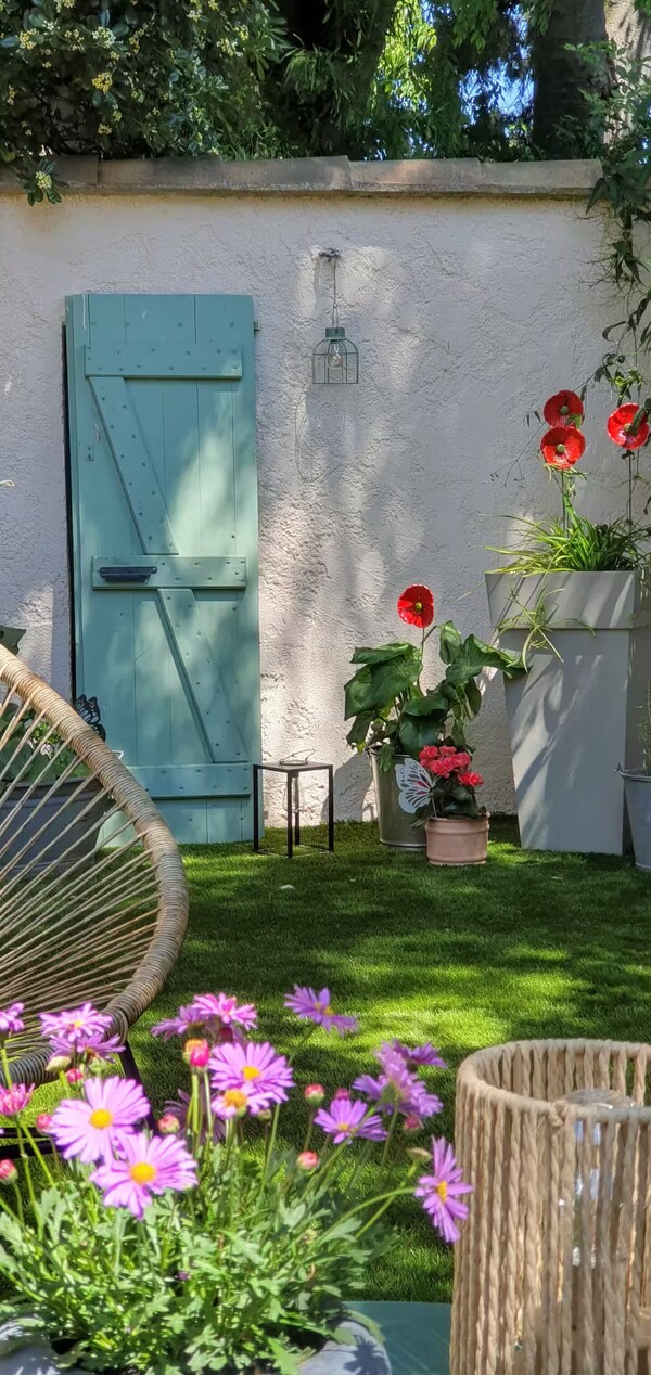 Gîte 4 éToiles Sous L'œil Du Clocher - Grasse
