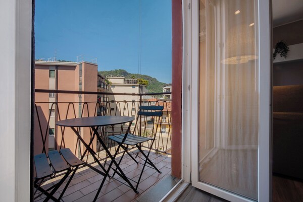 Apartment 'Modern Flat - Como Centro' With Private Terrace, Wi-fi And Air Conditioning - Como