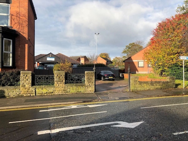 Luxury Top Floor Apartment Near Centre Of Leeds - Leeds