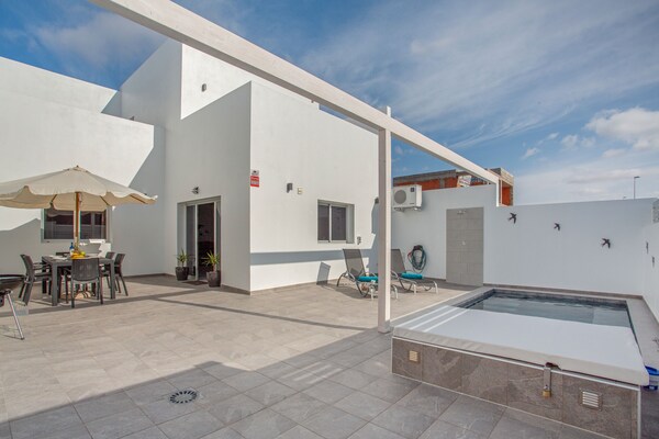 Vacation Home 'Gara' With Sea View, Wi-fi And Air Conditioning - Fuerteventura